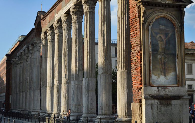 Le Colonne di San Lorenzo: simbolo dalla Milano Imperiale e centro ...