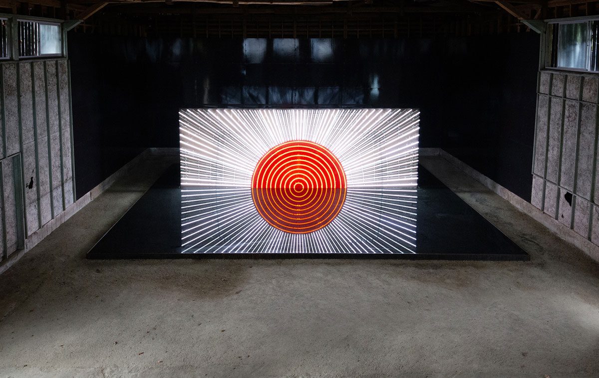 Yukinori Yanagi in mostra al Pirelli HangarBicocca di Milano nel 2025 ...